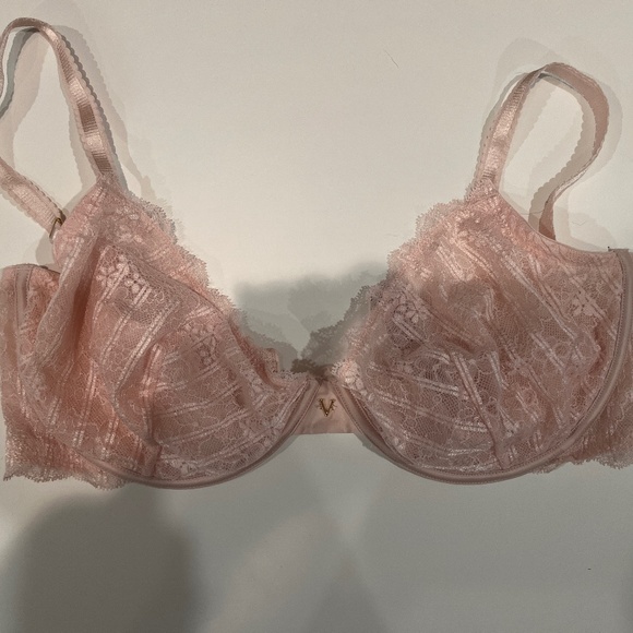 Victoria's Secret | Intimates & Sleepwear | Sexy Pink Lace Bra | Poshmark